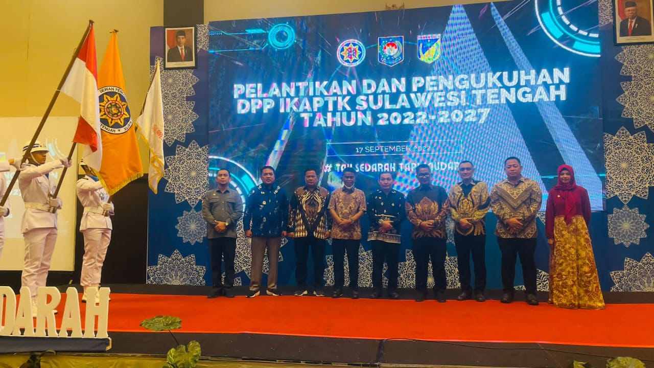 Mendagri buka Kongres IKAPTK Sulteng, Ketua Umum DPN lantik pengurus ...