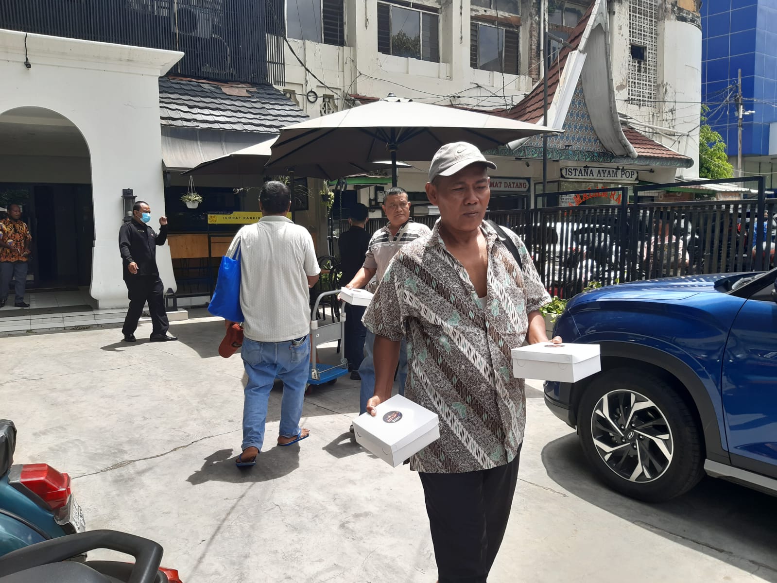 Peringati sumpah pemuda, DPN IKAPTK bagi-bagi makan siang gratis – IKAPTK